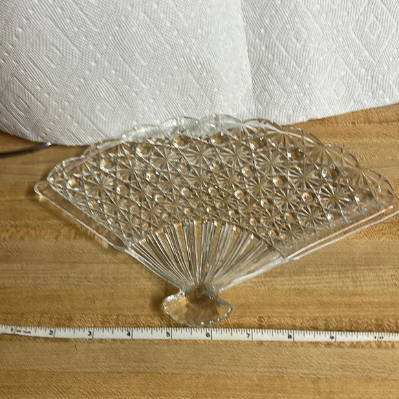 Vintage | Dining | Vintage Clear Fan Shaped Dish | Poshmark